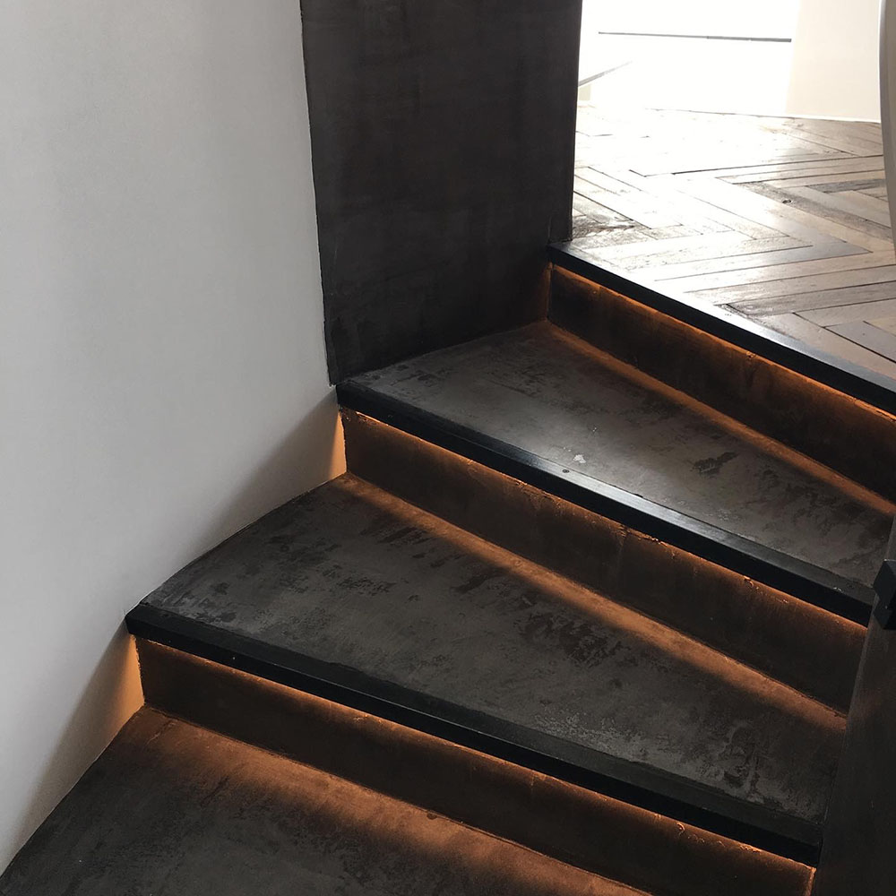Microtopping for Stairways - Los Angeles Microcement